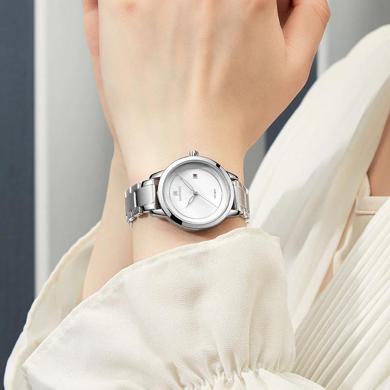 Classic Numberless Dial with Stainless Steel Quartz Watch – Inspire Watch